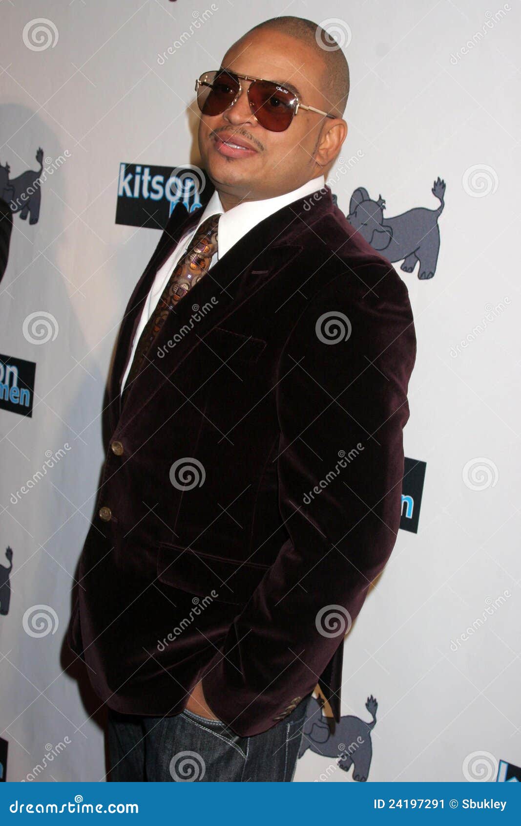 Chris Stokes redactionele foto. Image of bruin, westen - 24197291