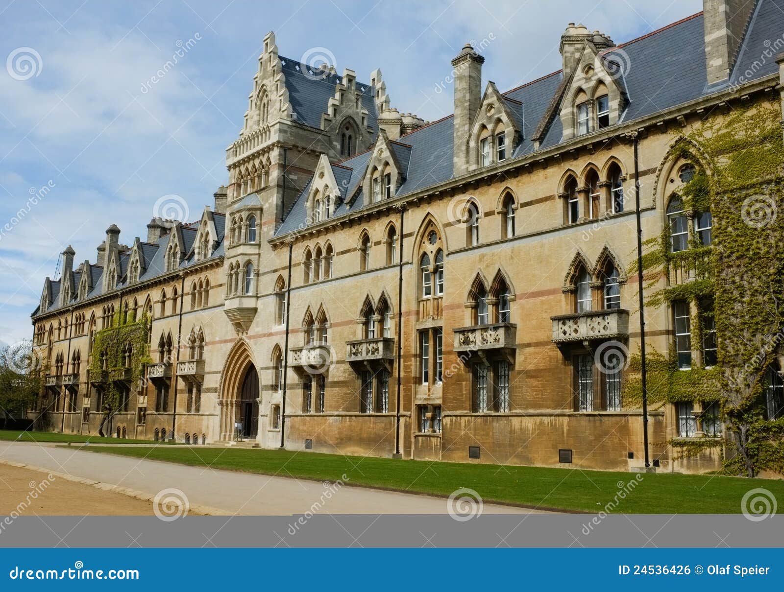 Christ Church College Facade Stock Photo - Image of landmark, oxford ...