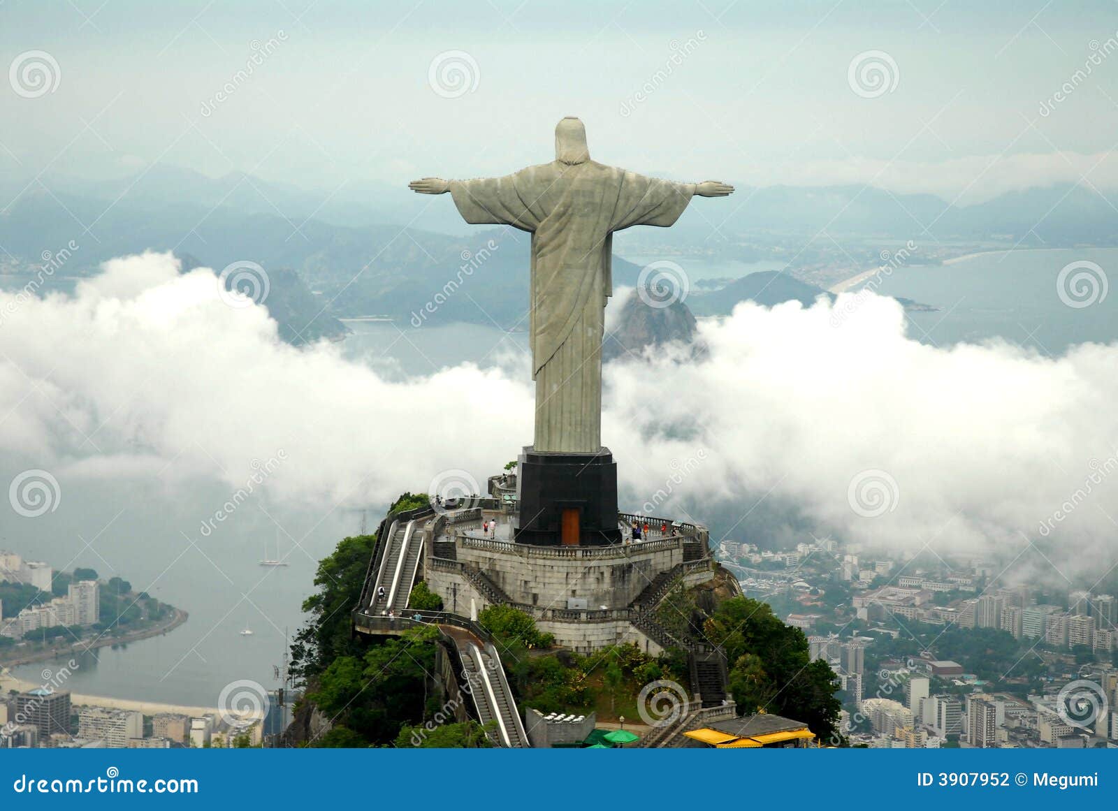 Christ Redeemer Statue editorial photography. Image of cloud - 3907952