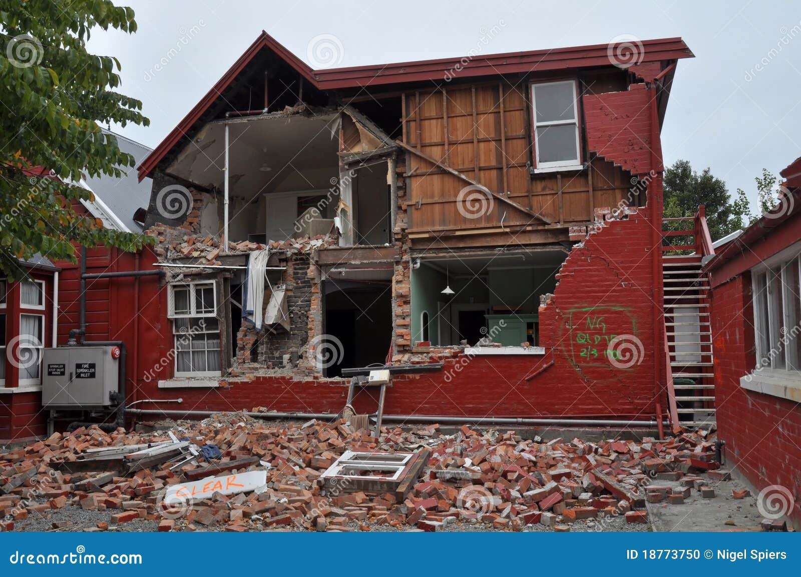 Christchurch Earthquake - Cranmer Square House Editorial Image - Image ...