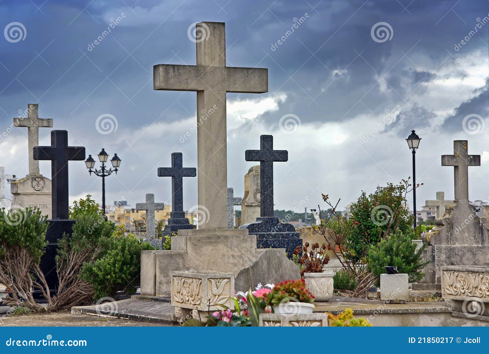 Christian Cemetery stock image. Image of mallorca, grave - 21850217