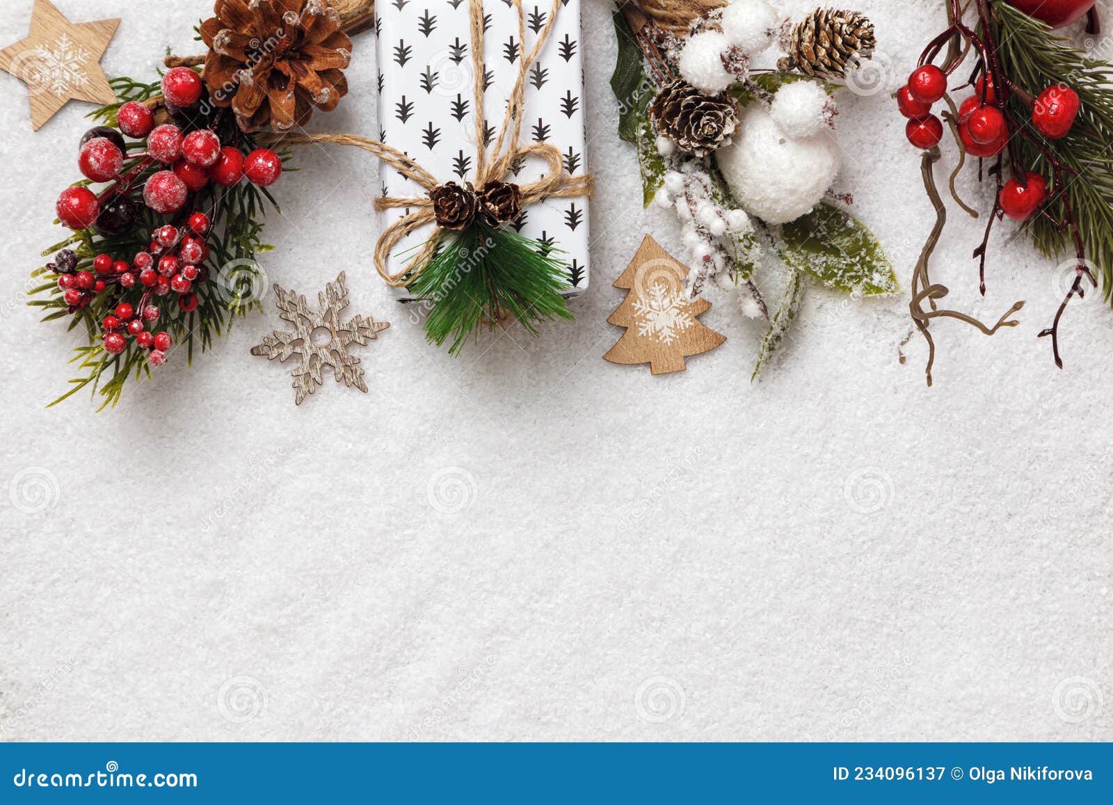 Christmas Boxes with Gift Fir Branches on the Snow. Frame Border Flat ...