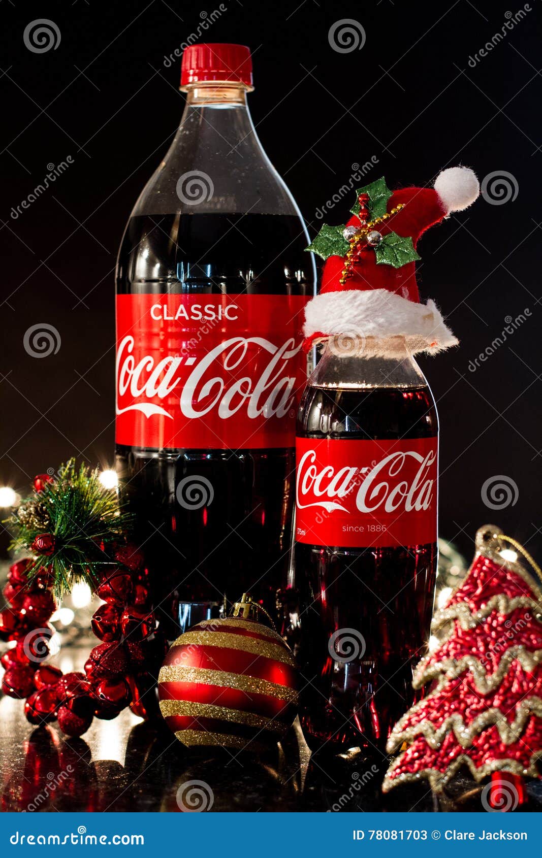 Christmas Coca Cola editorial stock photo. Image of cola - 78081703