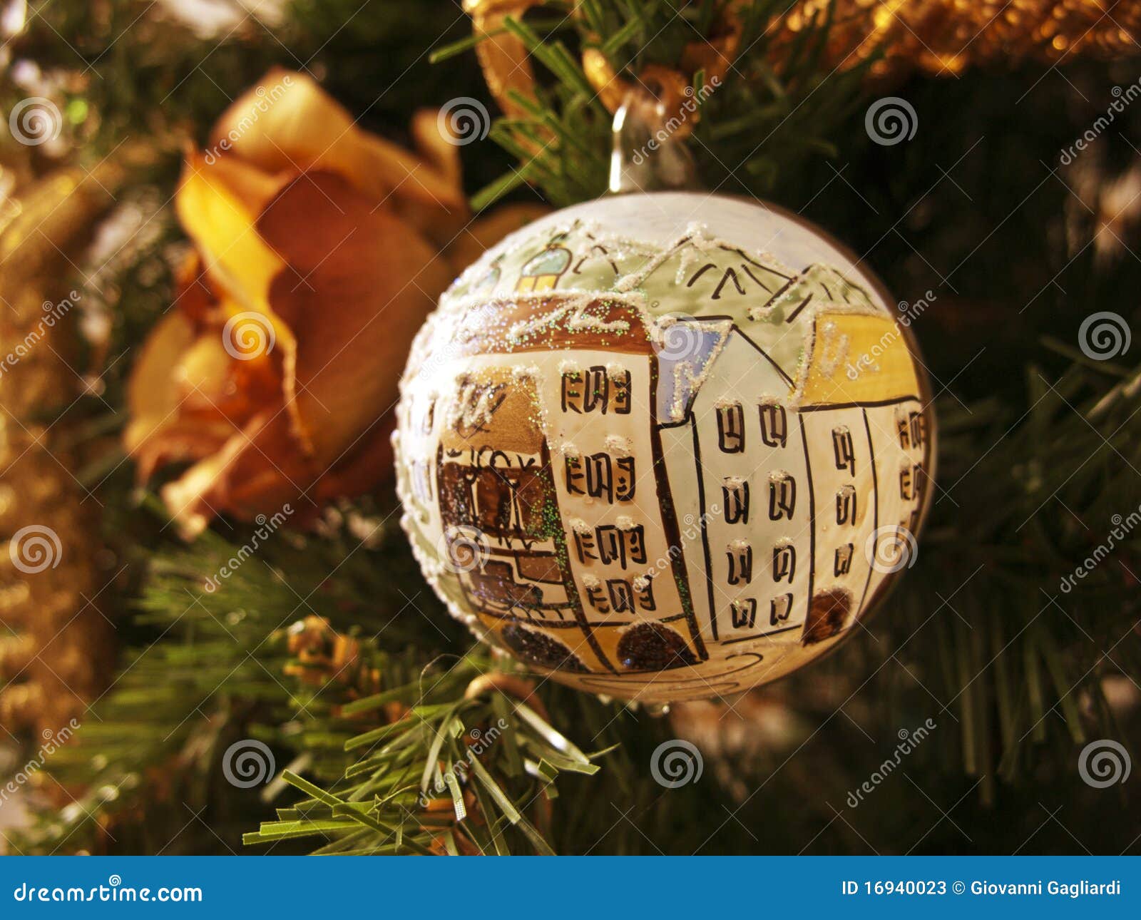 Christmas Decorations, Italy Stock Image - Image of pine, festive: 16940023