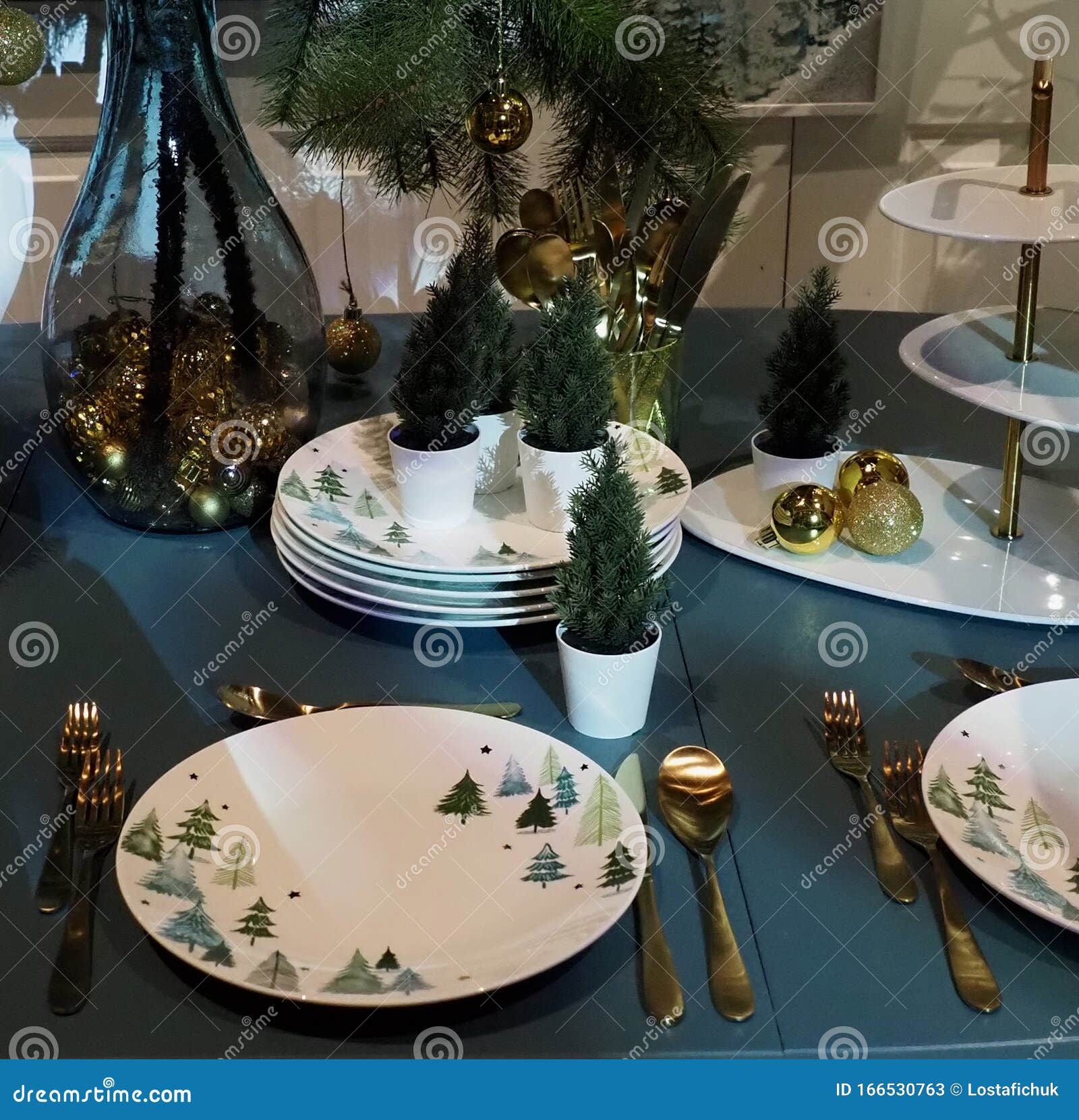 Christmas Dinner Place Setting for Christmas Dinner Stock Image - Image ...