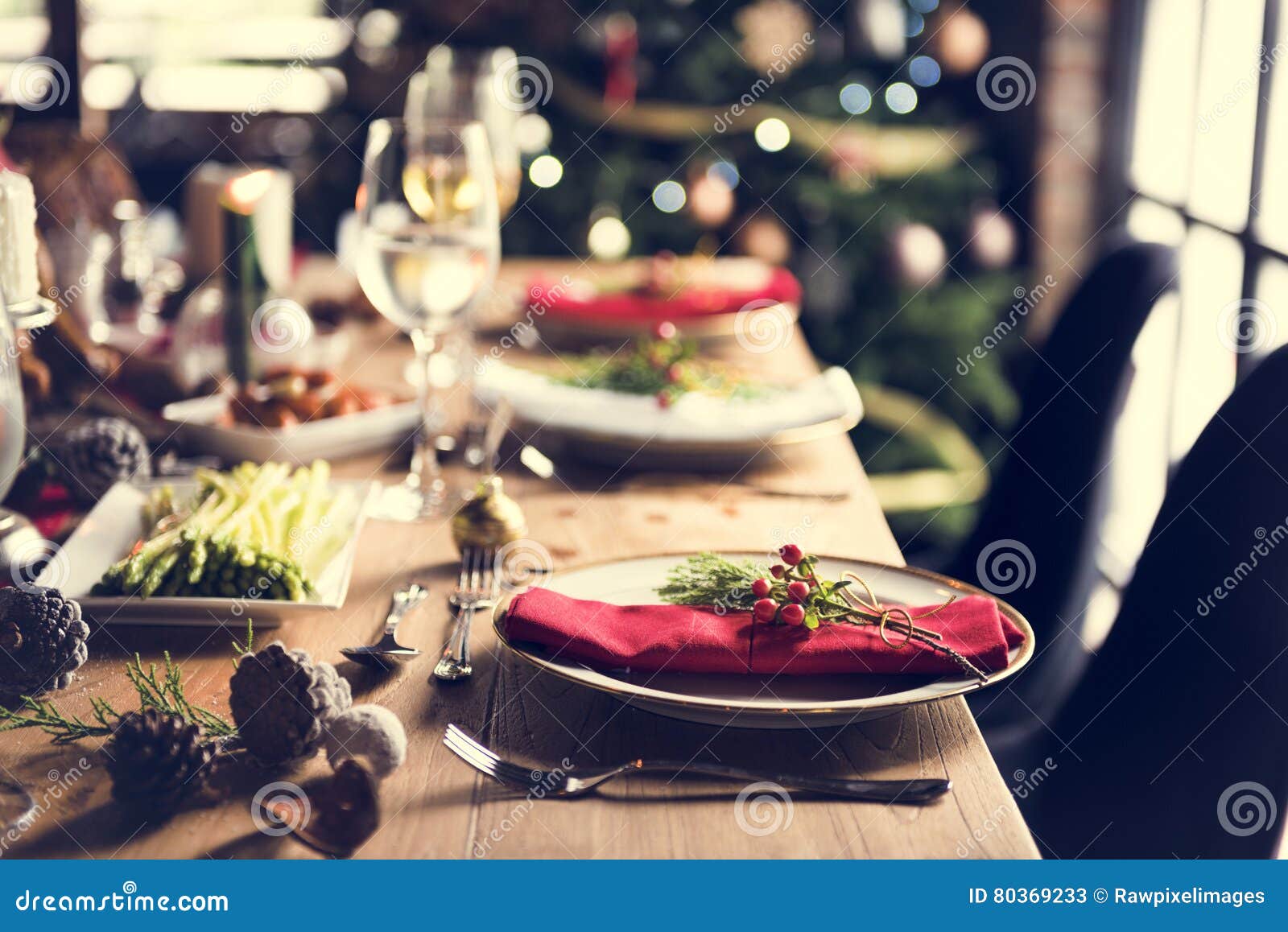 Christmas Family Dinner Table Concept Stock Image - Image of merry ... Christmas Family Dinner Table Concept Stock Image - Image of merry ...