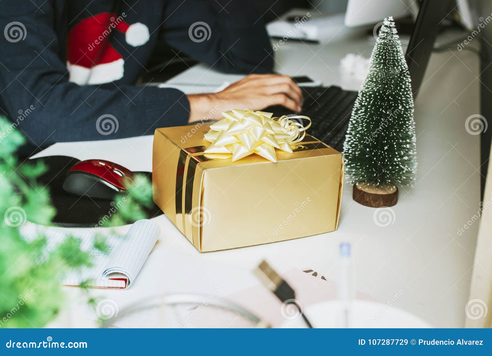 Christmas Gift Box in Office Stock Image - Image of endearing, shipping ...