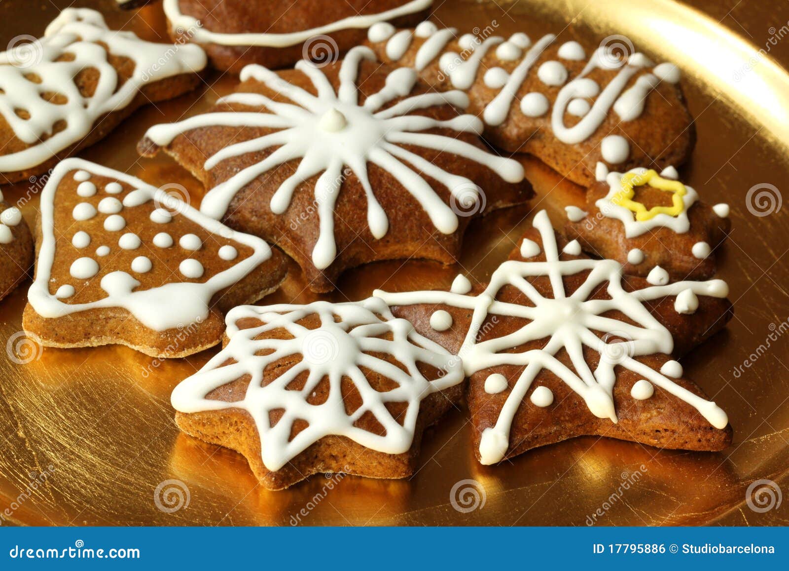 Christmas Gingerbread Cookies Plate Stock Photo - Image of aromatic ...