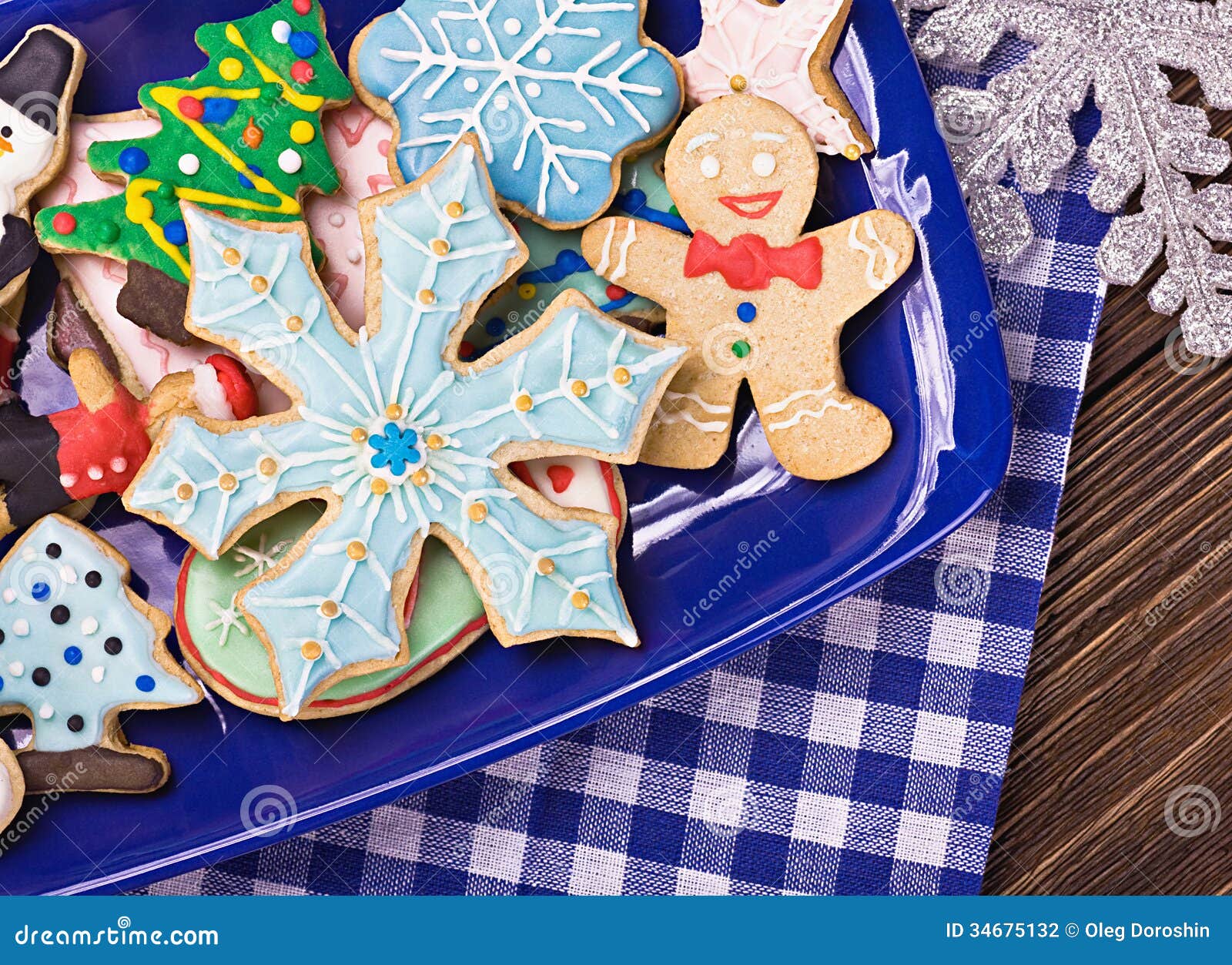 Christmas Gingerbread Cookies on a Plate Stock Photo - Image of kitchen ...