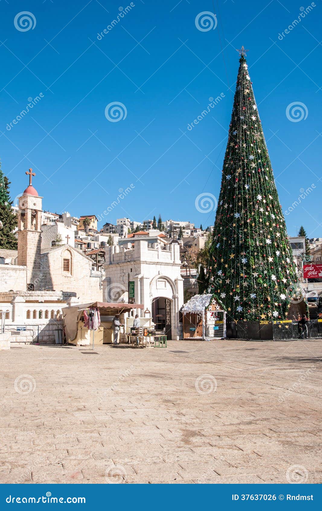 Christmas in Nazareth editorial photo. Image of basilica - 37637026