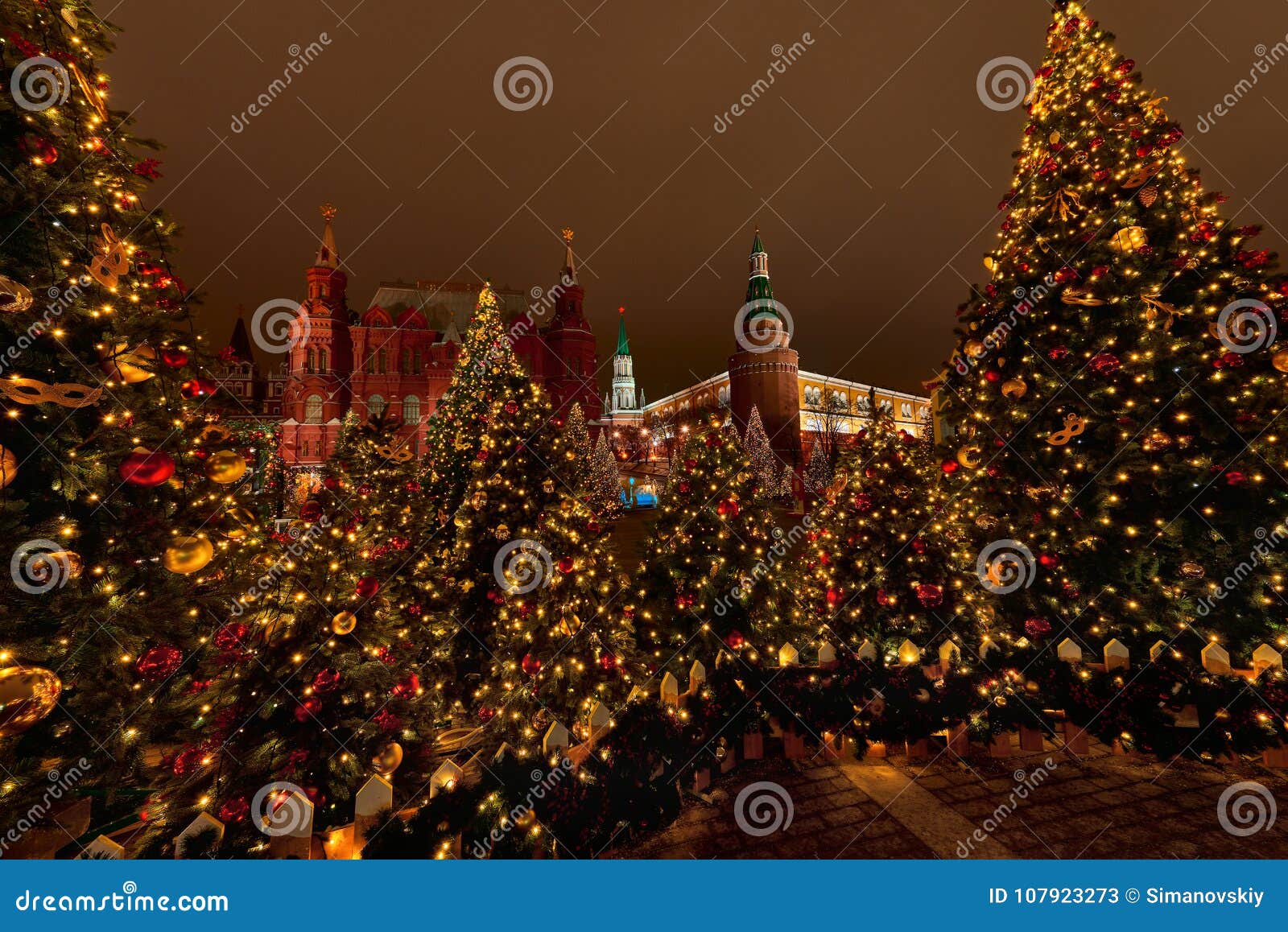 Christmas night Moscow. stock image. Image of year, landmark - 107923273