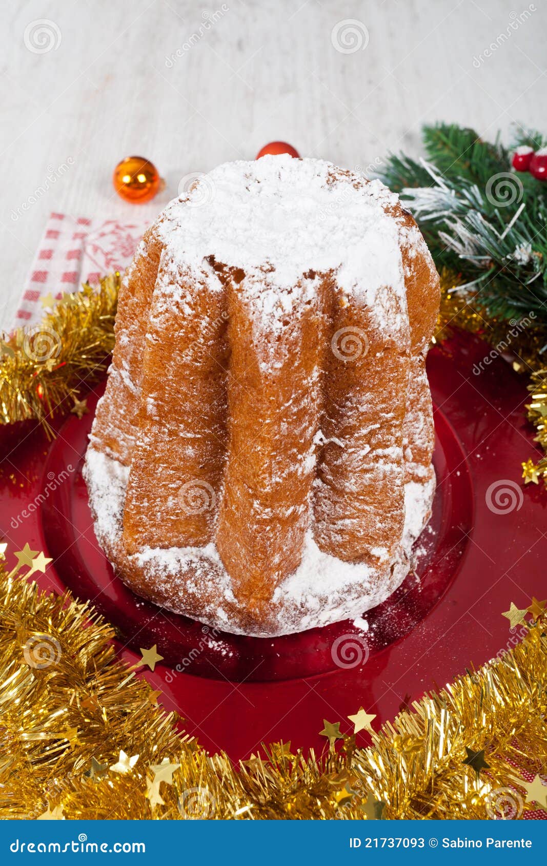 Christmas Pandoro stock image. Image of christmas, party - 21737093