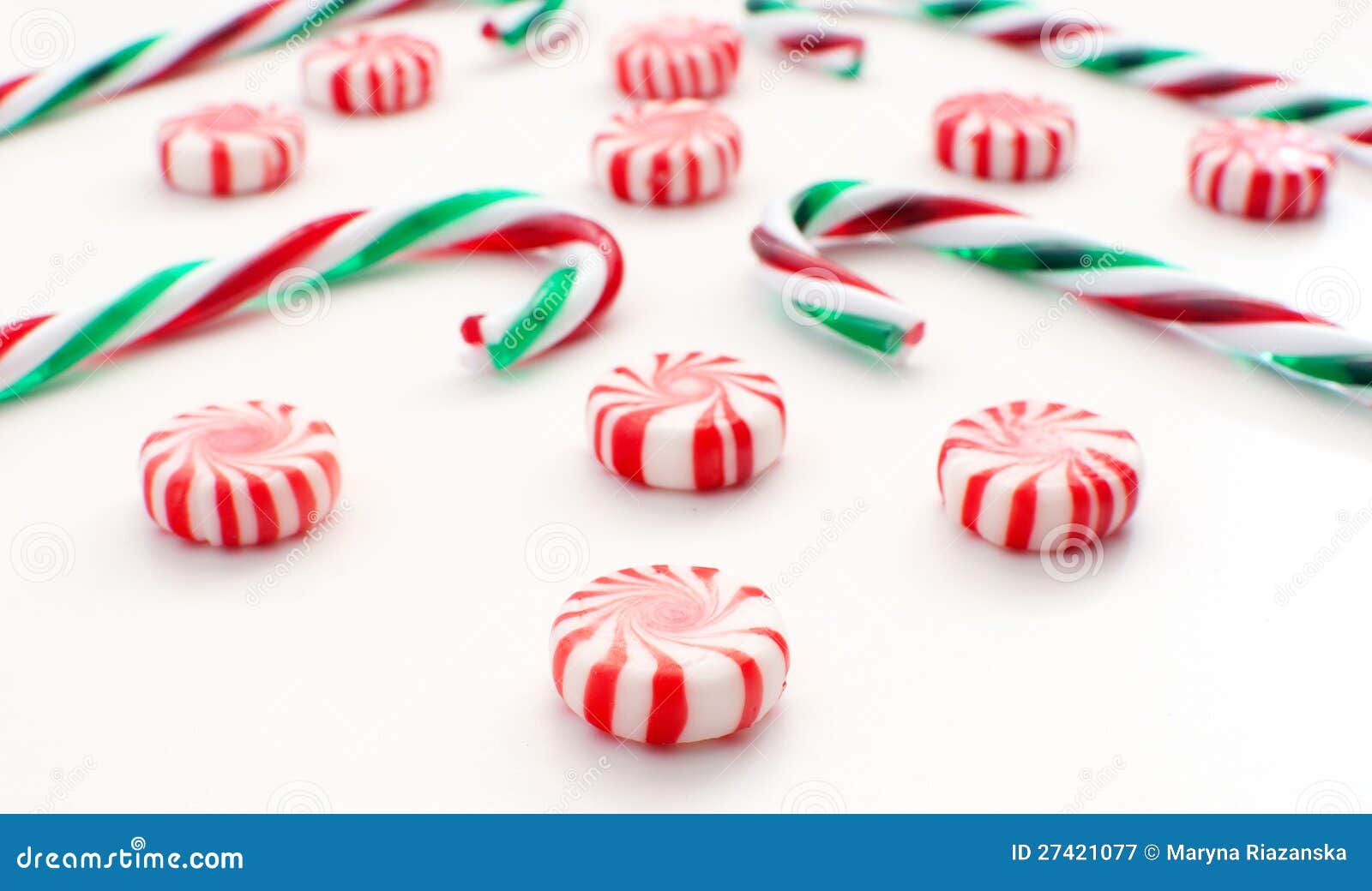 Christmas Red White Swirl Candies Stock Image - Image of stripes, round ...