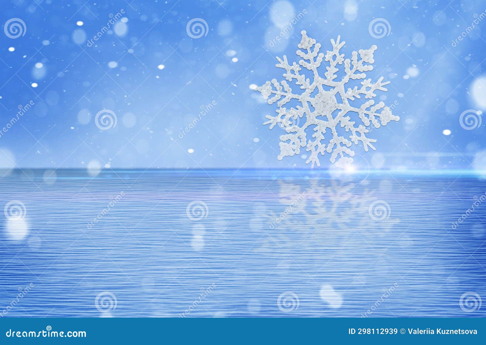 Christmas Snowflake in Water with Reflection Stock Image - Image of ...