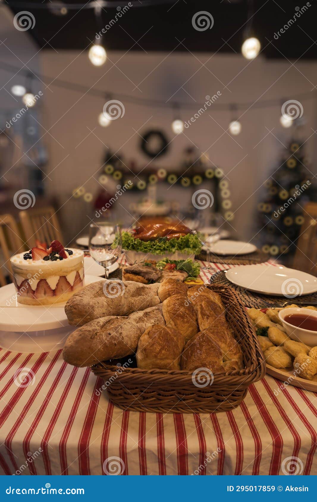 Christmas and Thanksgiving Family Dinner Table Background Concept Stock ...