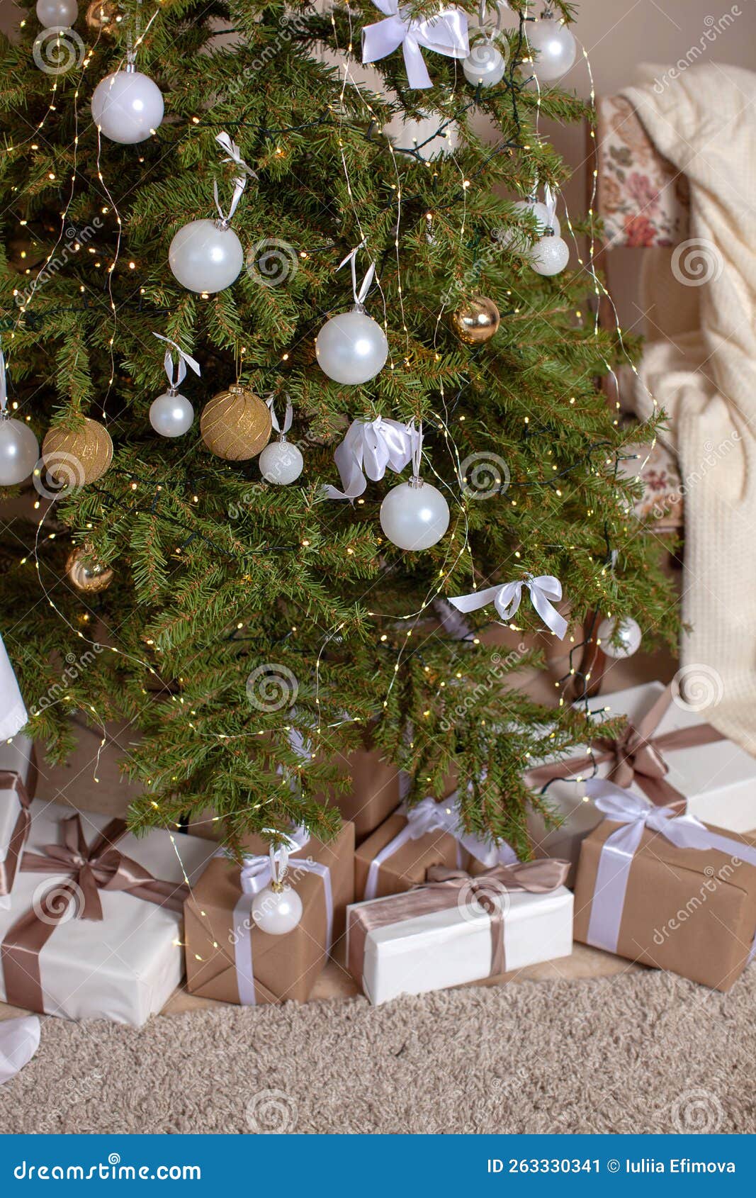 Christmas Tree in Classic Colors. Stock Image - Image of fireplace ...