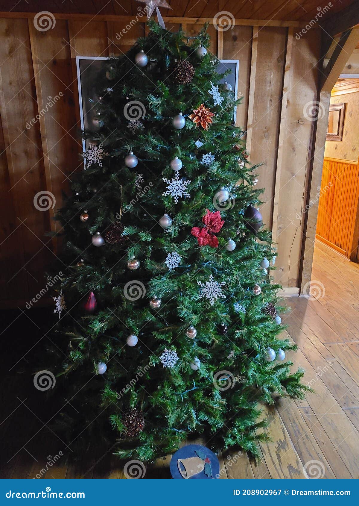 Christmas tree lights off stock image. Image of tree - 208902967