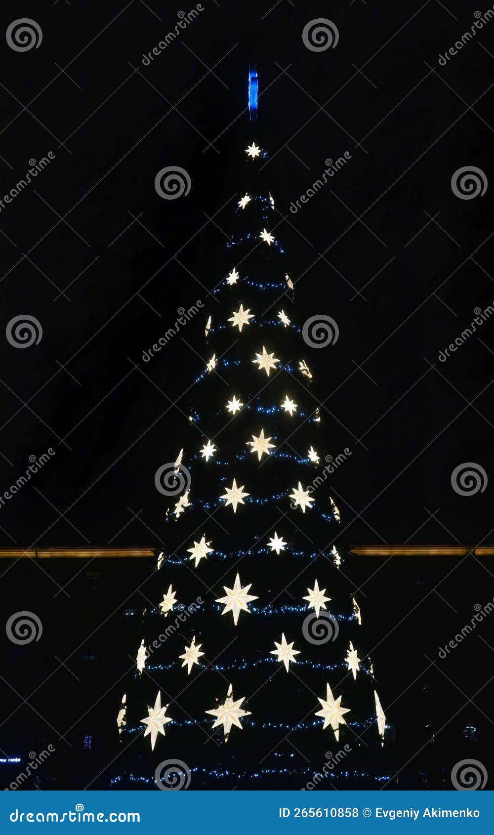 Christmas Tree in the Night City Editorial Stock Photo - Image of night ...