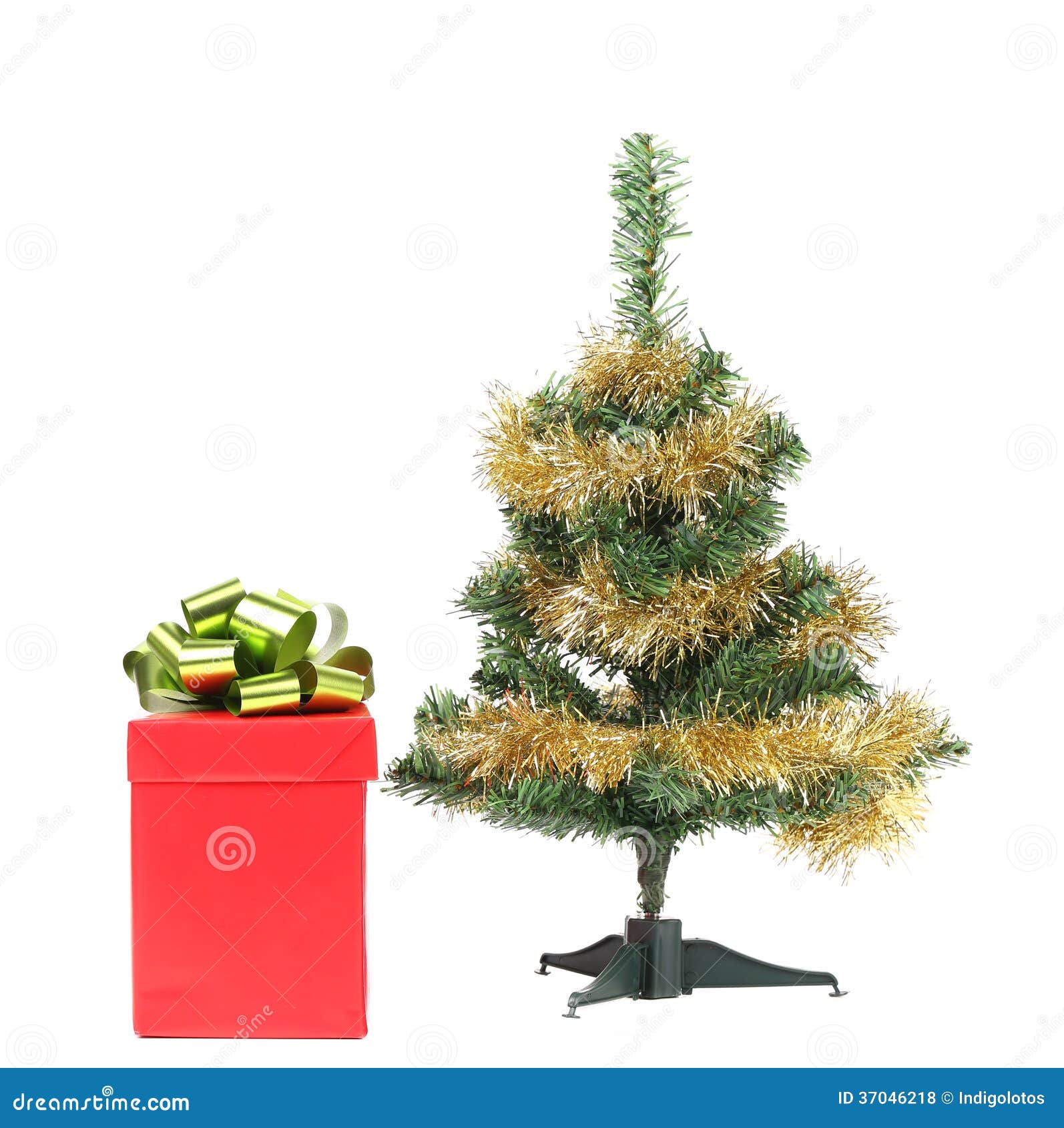 Christmas Tree with Present Box. Stock Photo - Image of decorative ...