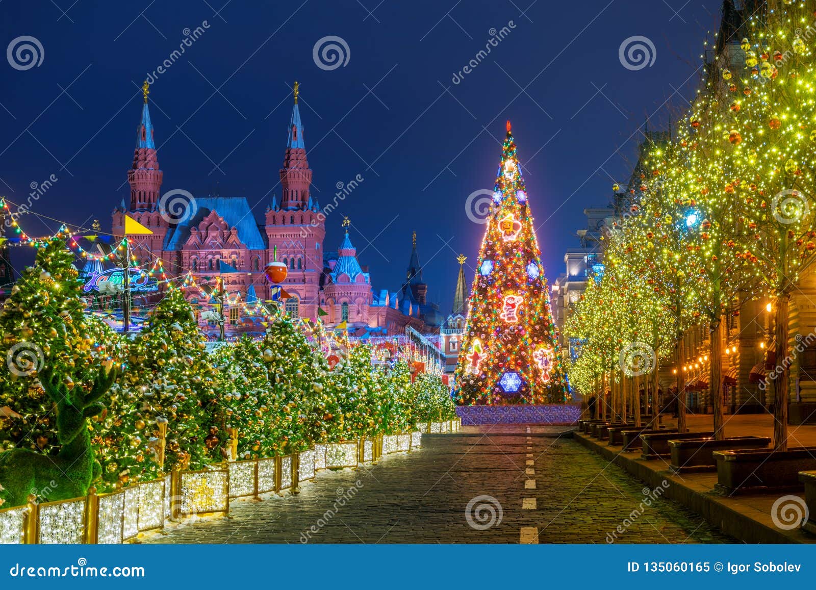 Christmas Tree on Red Square at Night Stock Image - Image of christmas ...