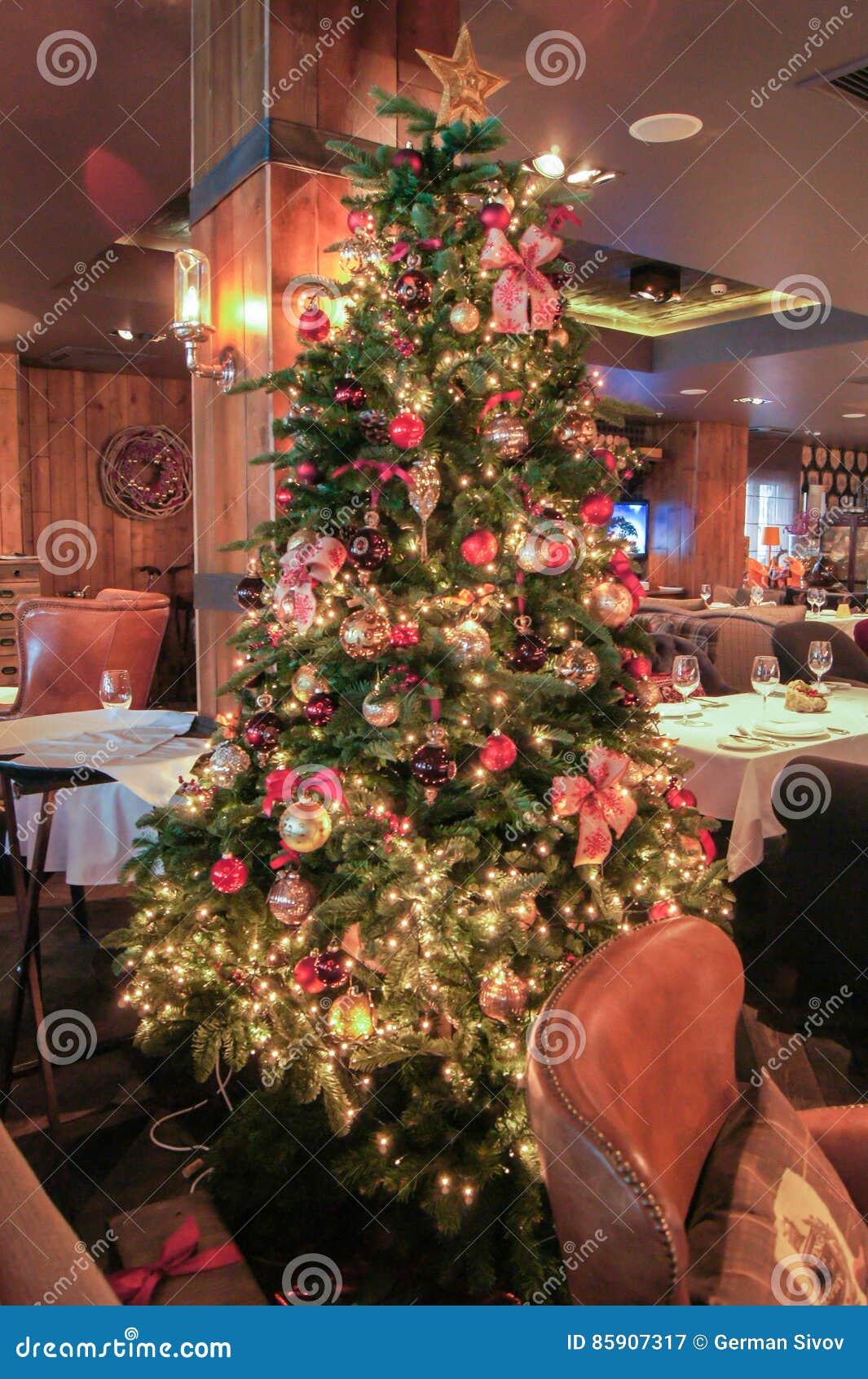 Christmas Tree in the Restaurant. Editorial Photography - Image of lamp ...