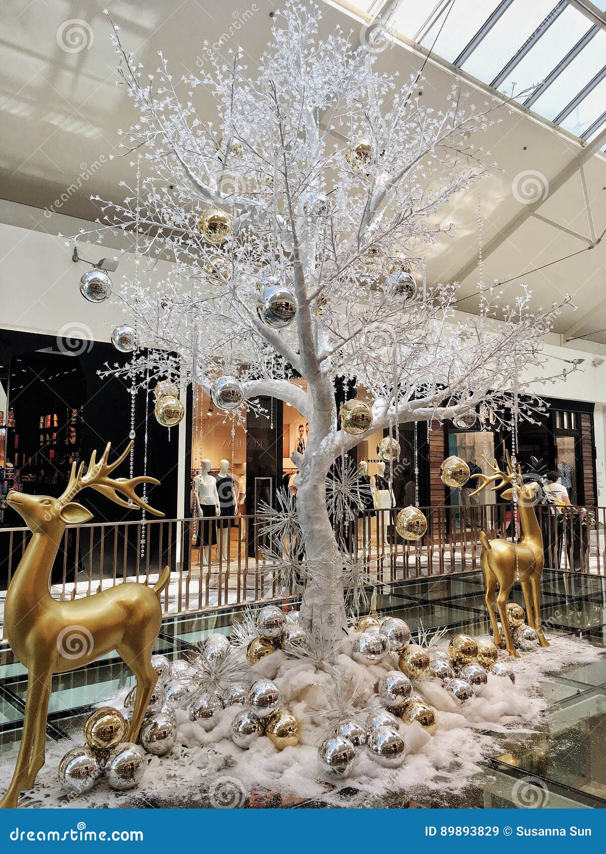 Christmas Tree in Shopping Mall Stock Image - Image of white, tree ...