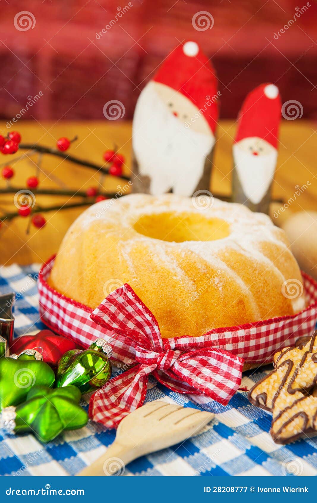 Christmas turban cake stock image. Image of bowl, sugar - 28208777