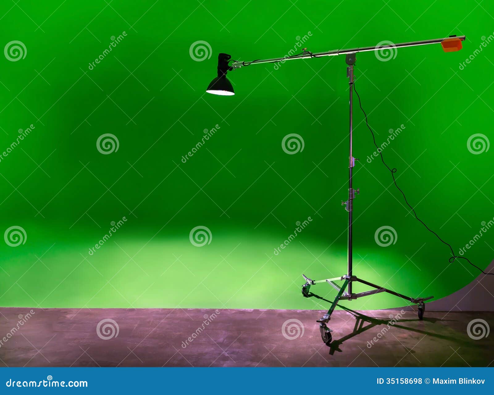 Chroma Key in Large Photostudio Stock Photo - Image of green, light ...
