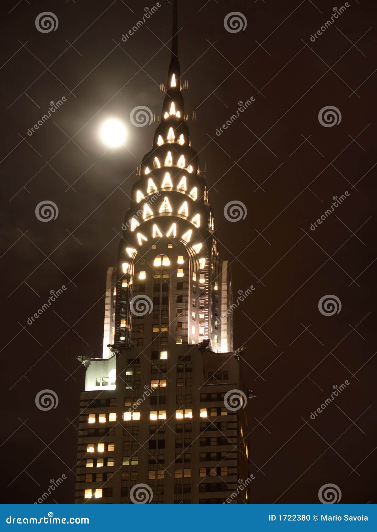 Chrysler Building Top by Night Editorial Image - Image of landmark ...