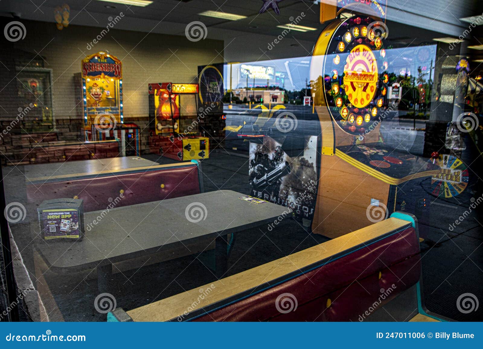 Chuck E Cheese Arcade Room