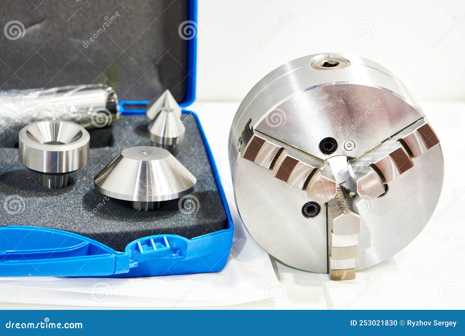 Chuck of lathe machine stock photo. Image of engineering - 253021830