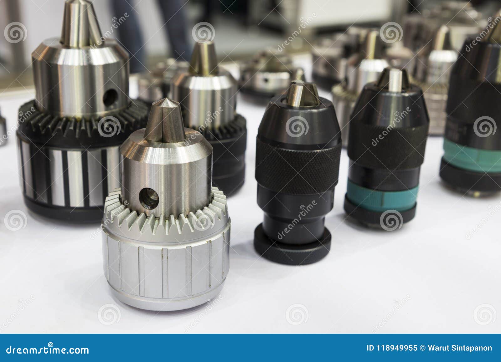 Chuck for tool holder stock image. Image of metallic - 118949955