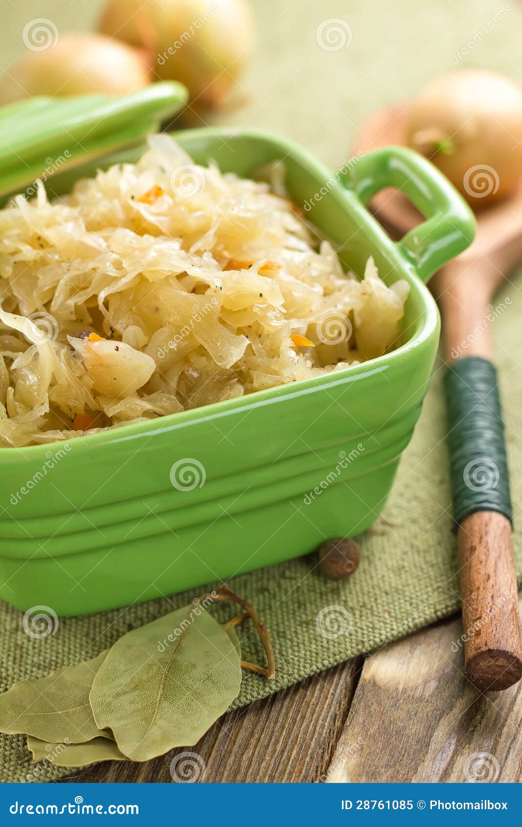 Chucrut imagen de archivo. Imagen de gusto, rellenado - 28761085