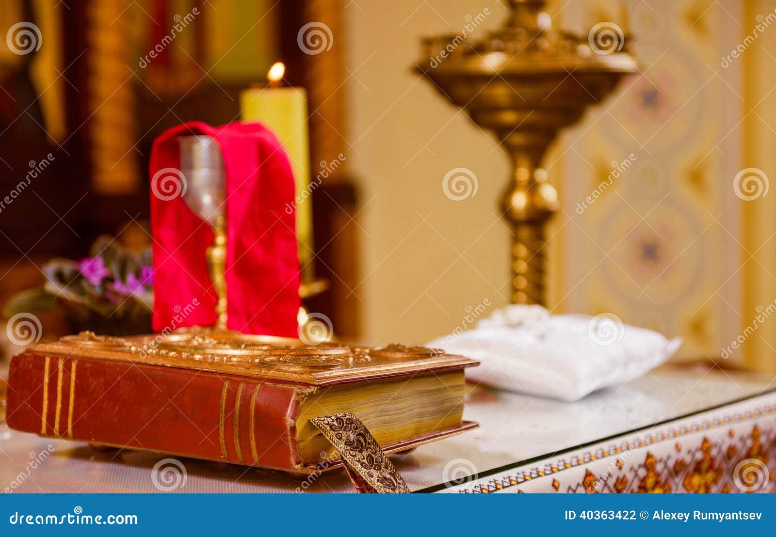 Church altar stock photo. Image of religion, faith, ceremony - 40363422