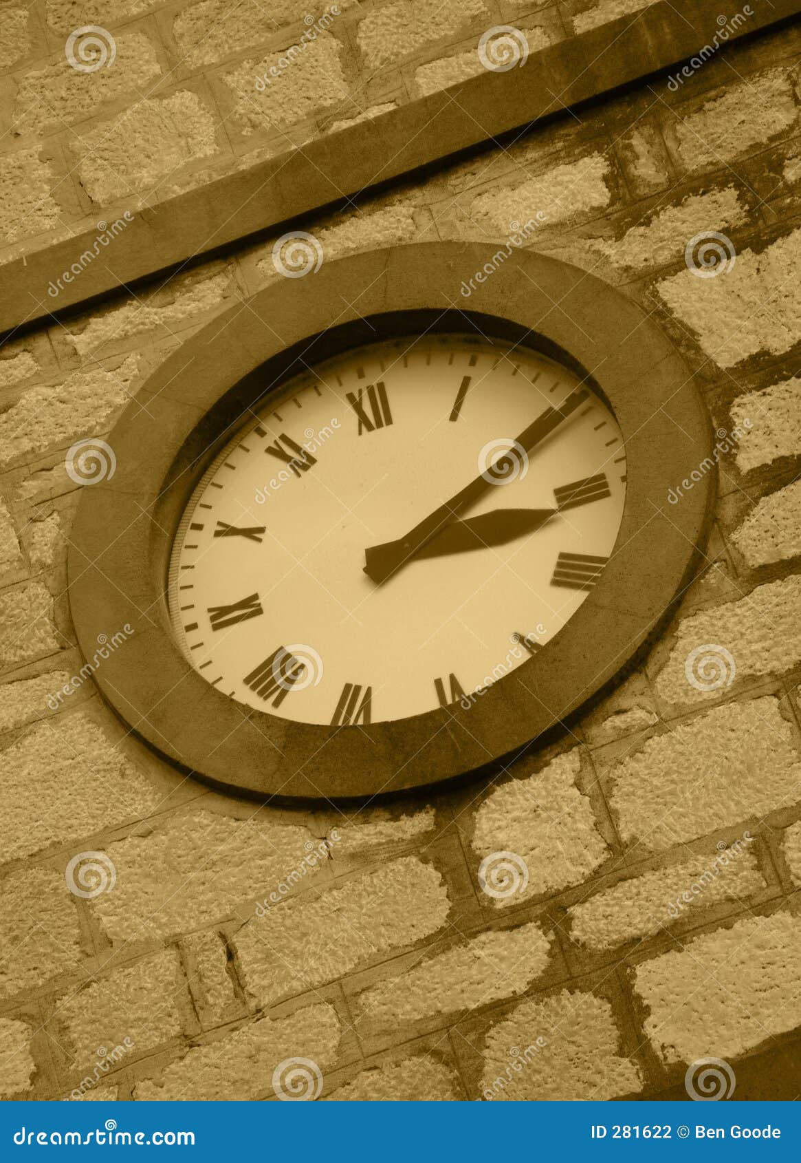 Church Clock Picture. Image: 281622