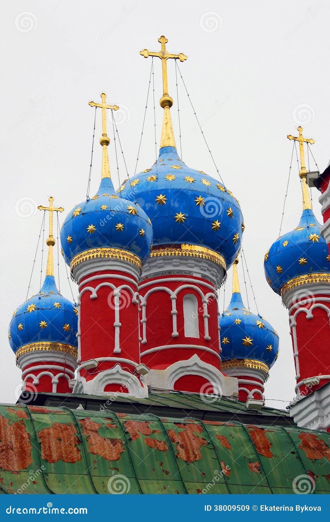 Church of Dimitry on Blood. Kremlin in Uglich. Stock Image - Image of ...