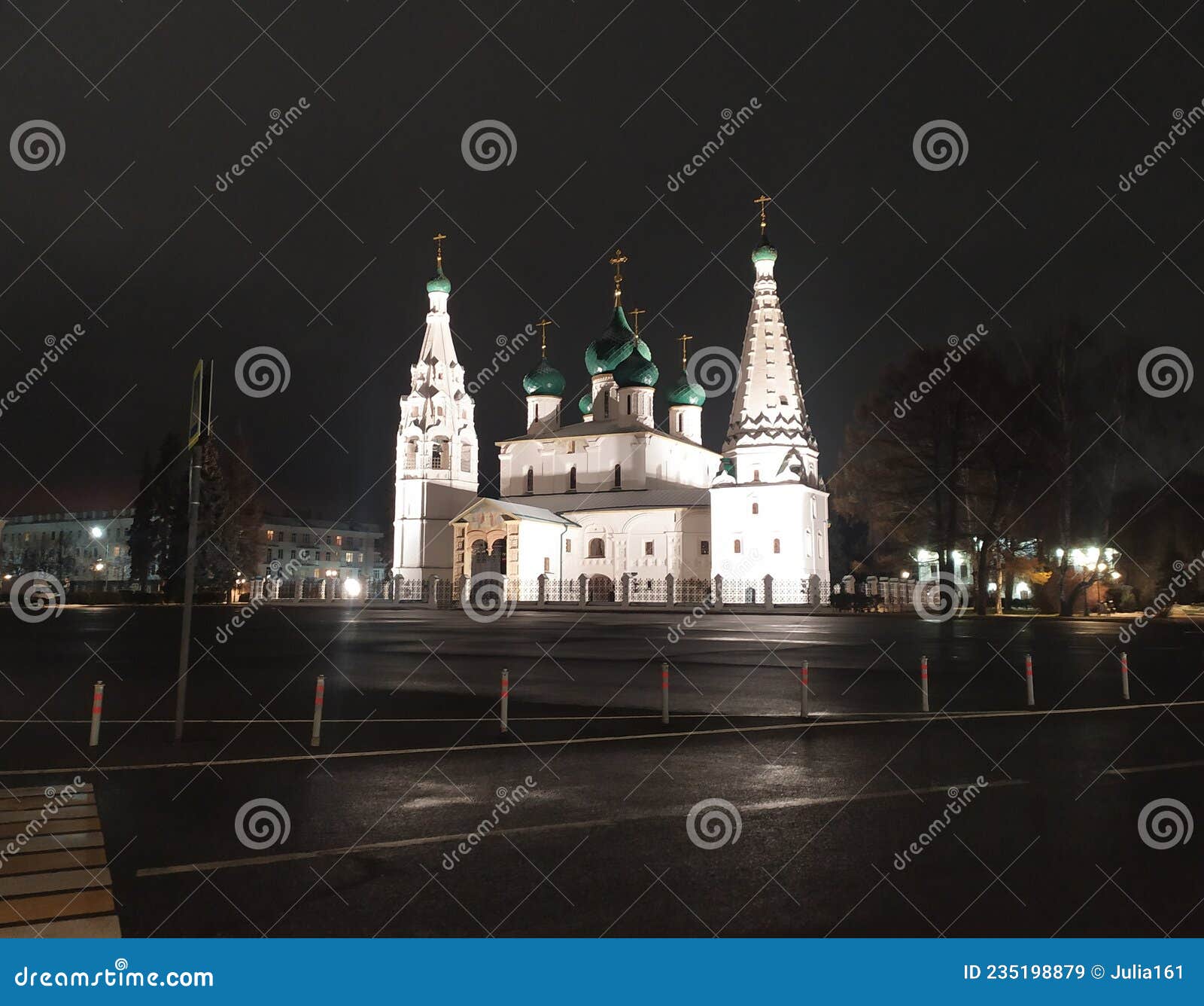 Church of Elijah the Prophet in Yaroslavl by Night, Russia Editorial ...