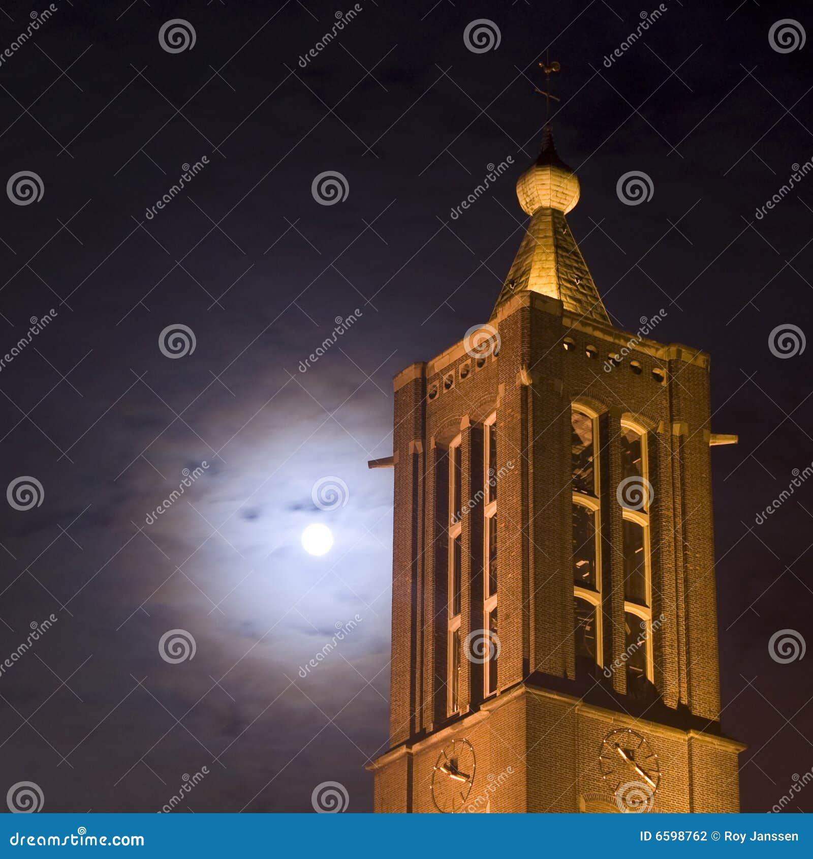 Church by night stock photo. Image of pope, church, martinus - 6598762
