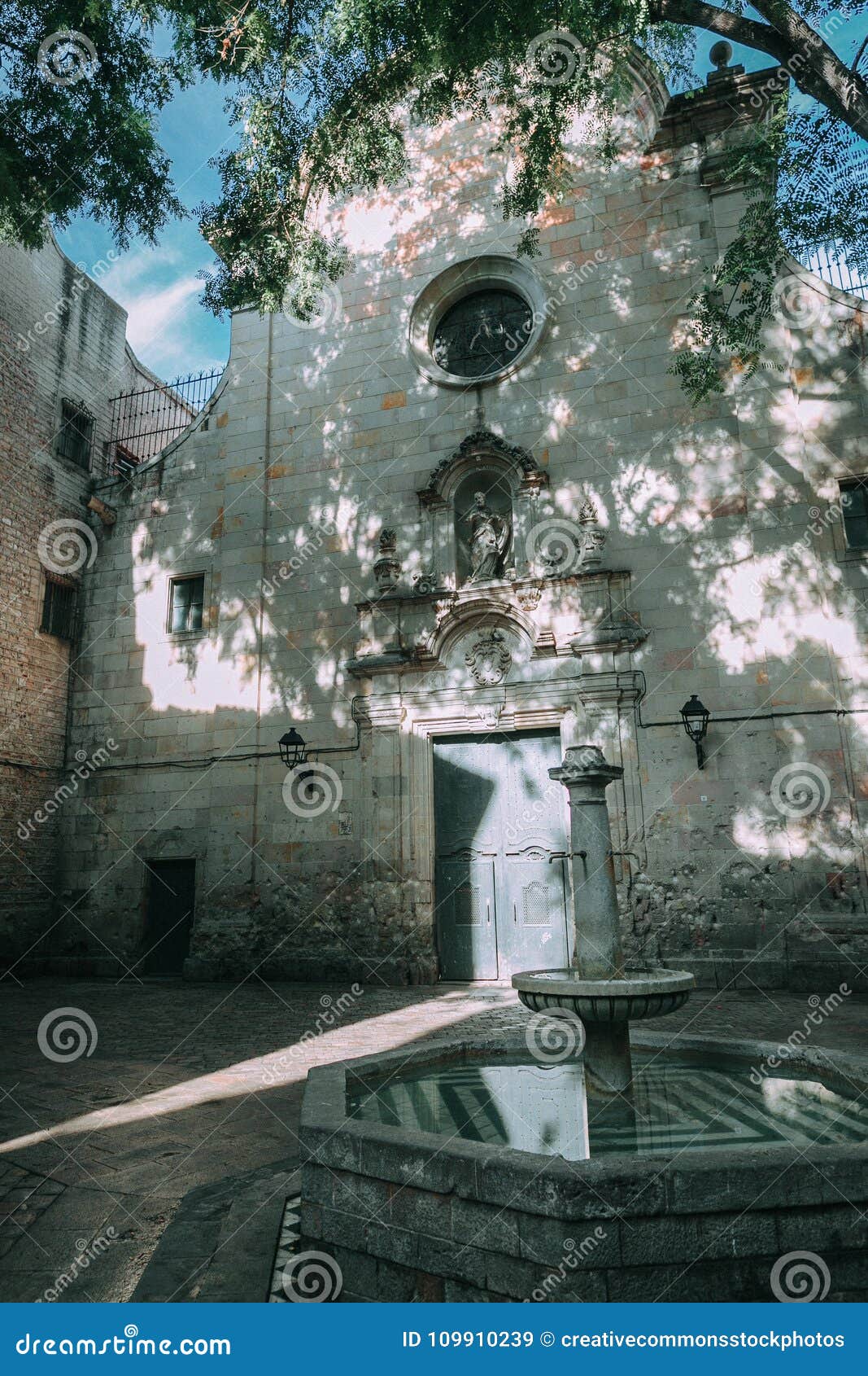 Church With Outdoor Fountain Picture. Image: 109910239