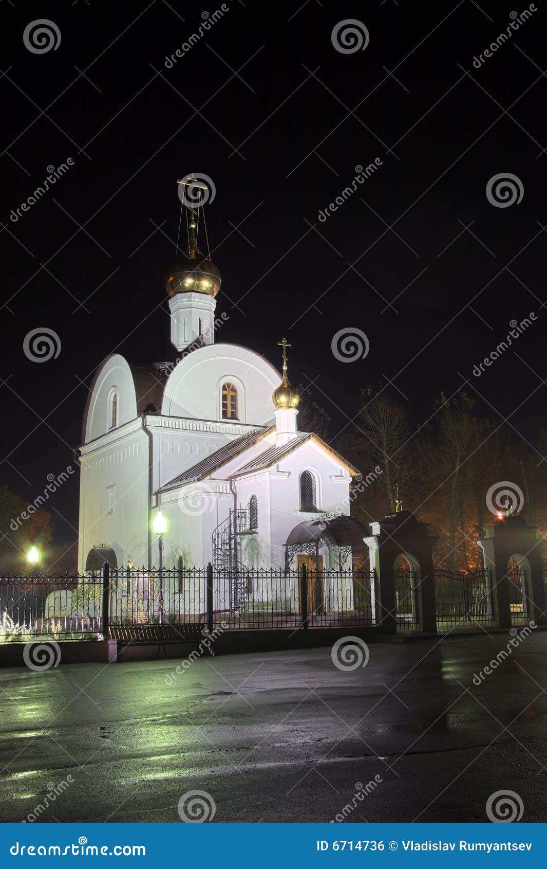 A church in Podolsk stock photo. Image of religion, dusk - 6714736