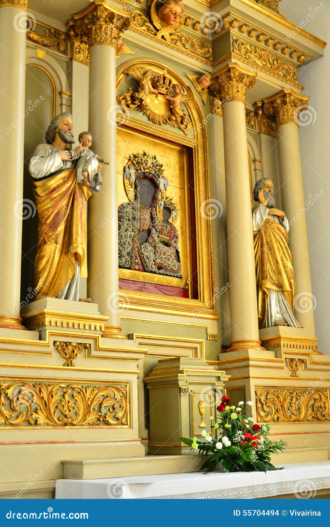 Church of the Resurrection and St. Thomas the Apostle in Zamosc ...