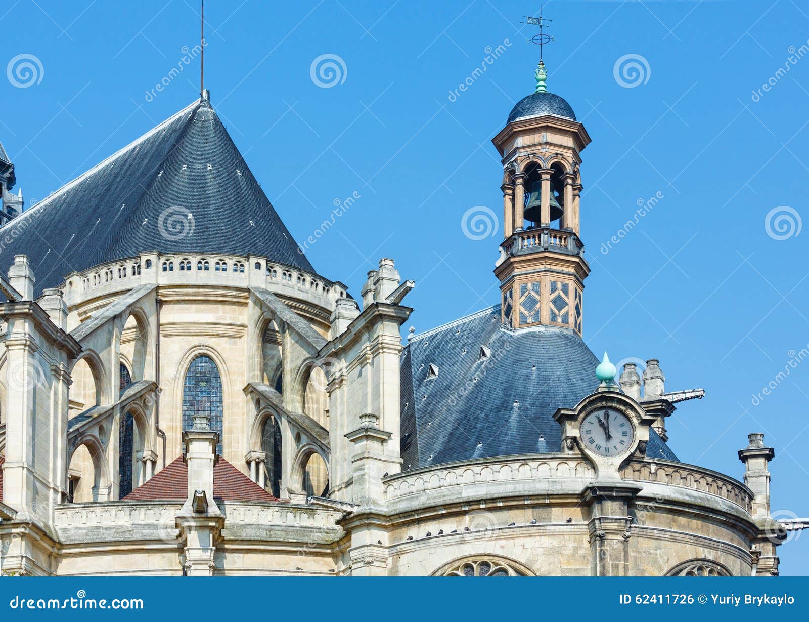 The Church of Saint Eustace, Paris. Stock Photo - Image of church, roof ...
