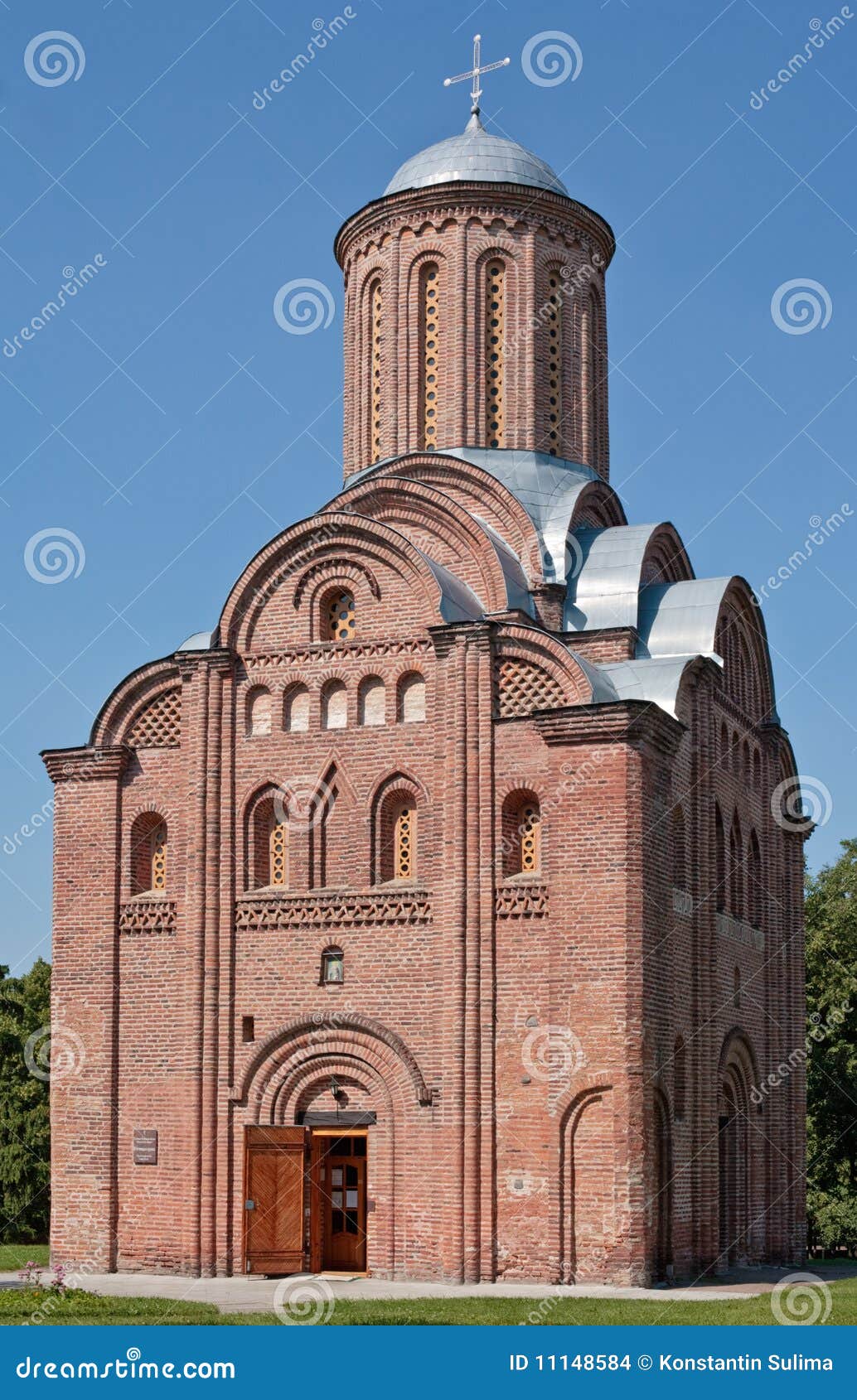 Church of St. Paraskeva in Chernigov Stock Photo - Image of exterior ...