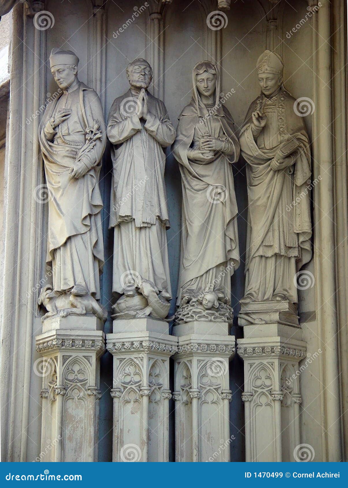 Church statues stock image. Image of loyalty, heart, marble - 1470499