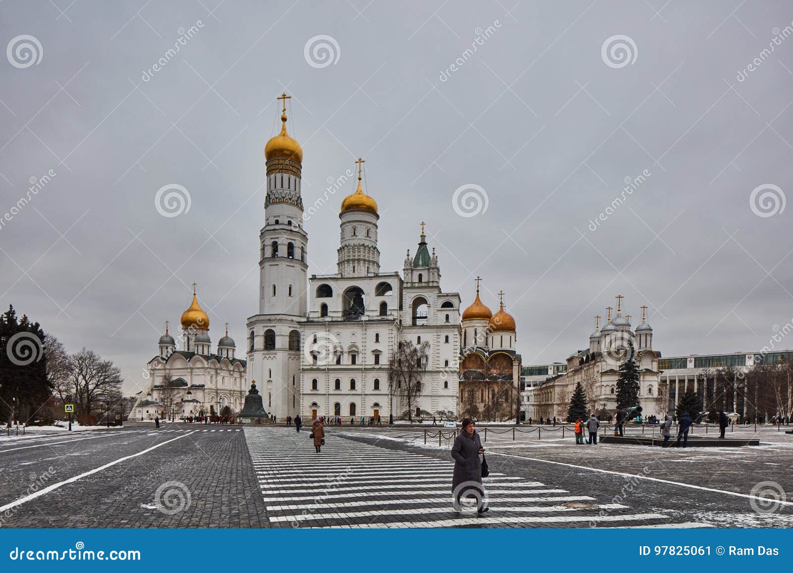 Churches at the red square editorial photo. Image of bell - 97825061