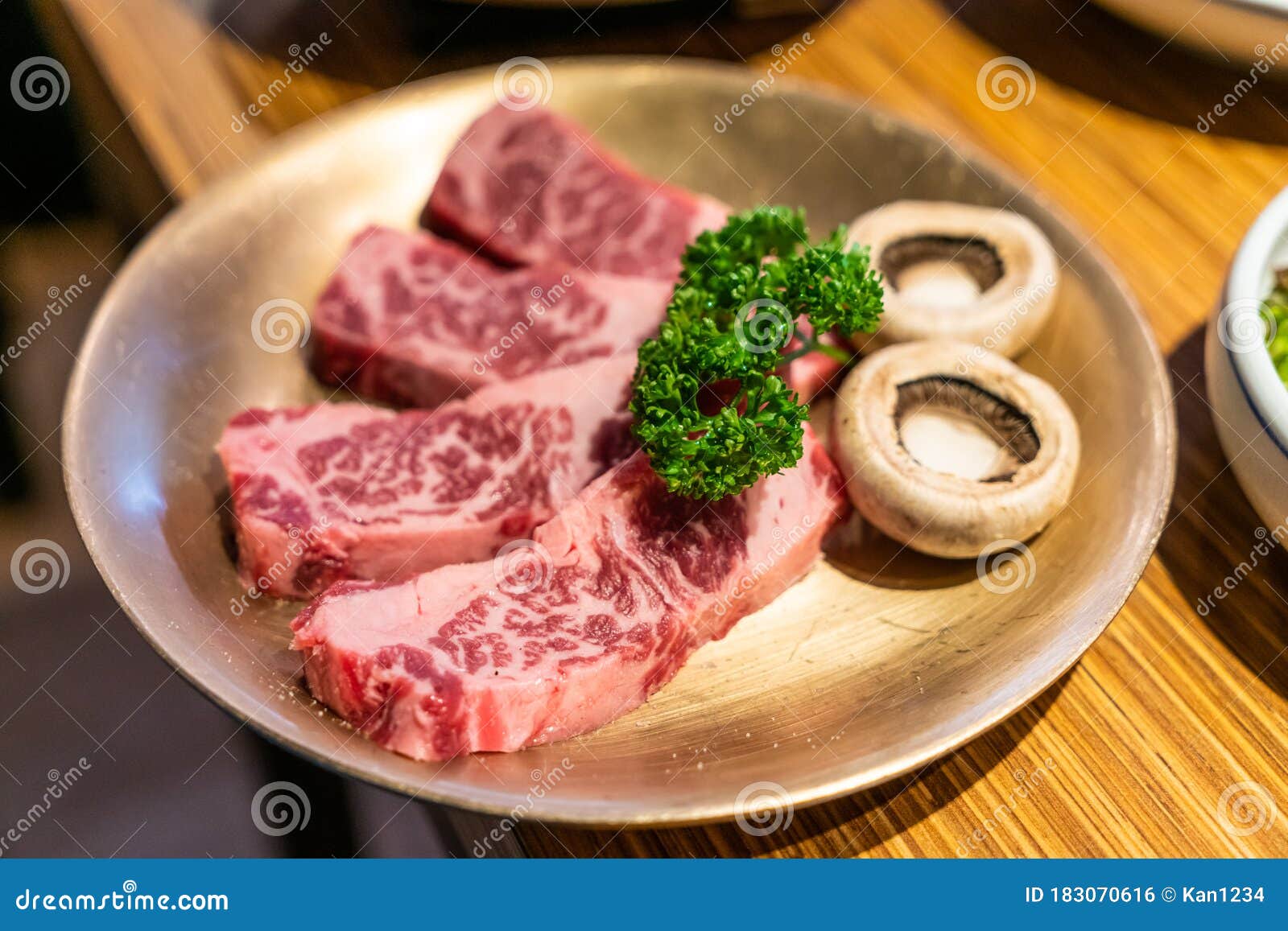 Churrasco Coreano Com Cogumelo Foto de Stock - Imagem de porco, coreano ...