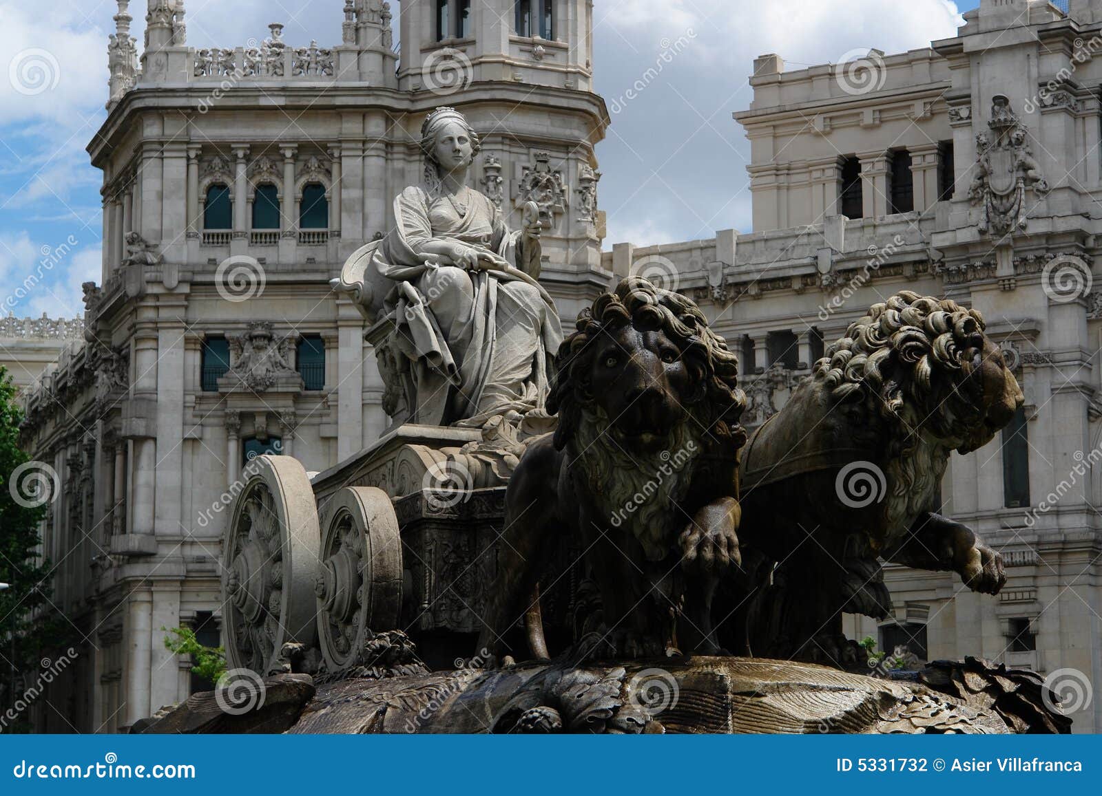 Cibeles statue in Madrid stock photo. Image of statue - 5331732