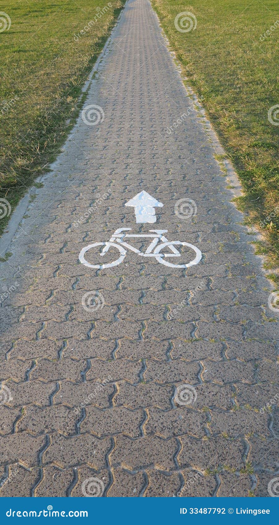 Cicle route stock photo. Image of motive, cycle, path - 33487792