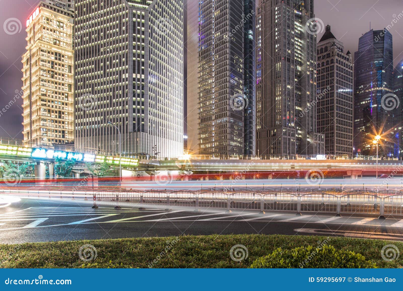 Cidade De China De Shanghai Imagem de Stock - Imagem de moderno, centro ...