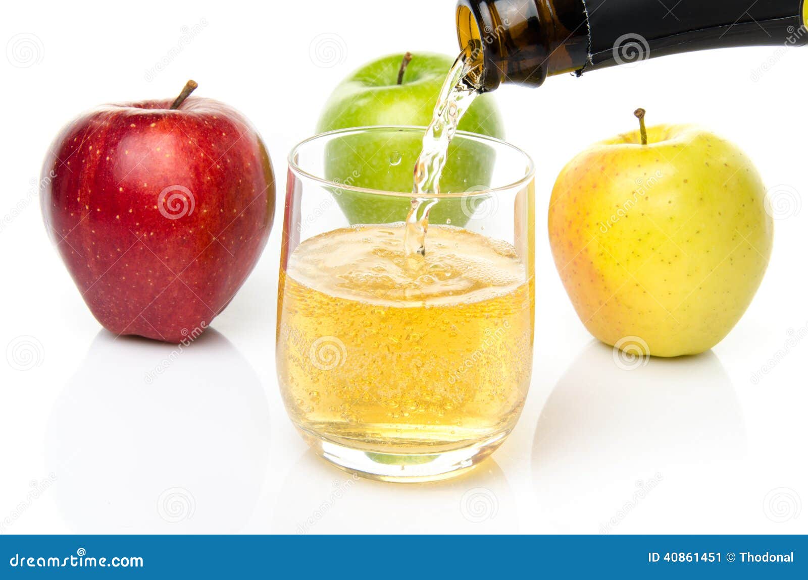 Cider Met Drie Soorten Appel Stock Afbeelding - Image of groen, appelen ...
